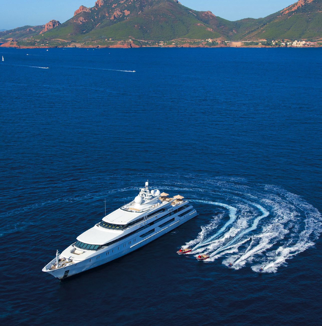 Yacht INDIAN EMPRESS, OceAnco | CHARTERWORLD Luxury Superyacht Charters